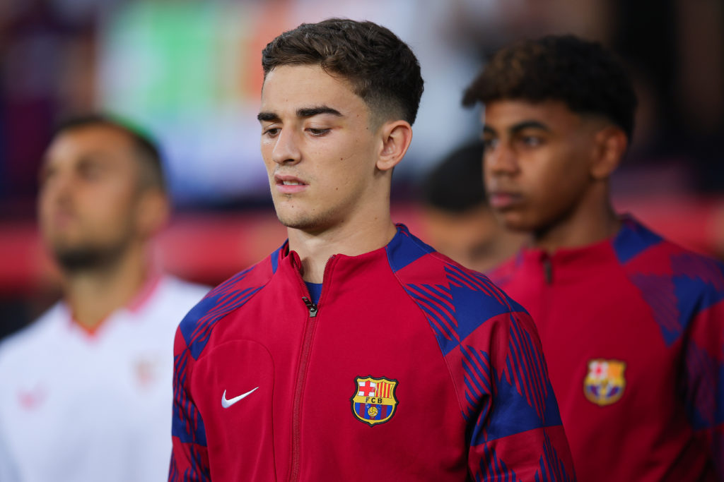 Cameras captured surprising moment between Gavi and Barcelona teammate ...